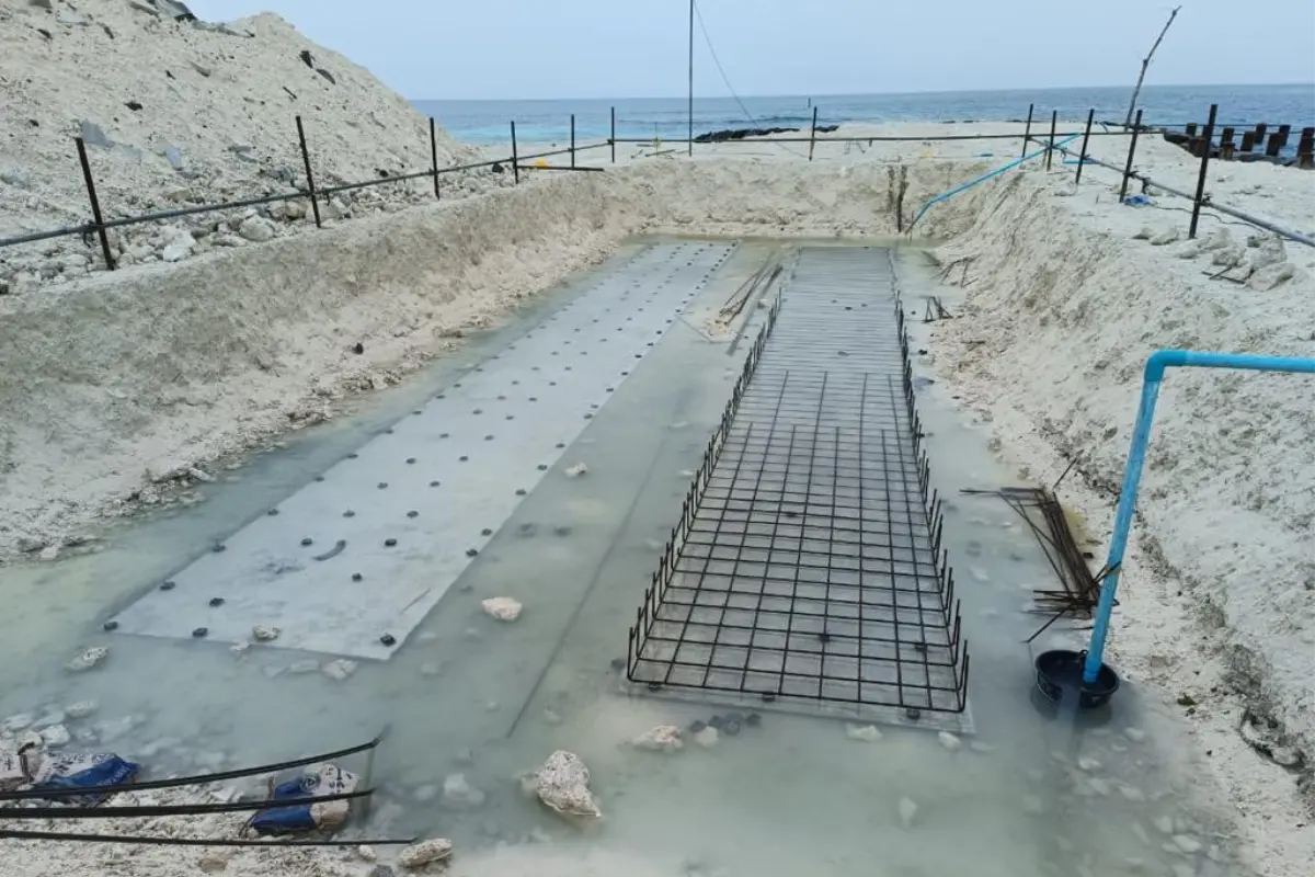 Construction of Fushidhiggaa Service Island - Salted Fiber Works
